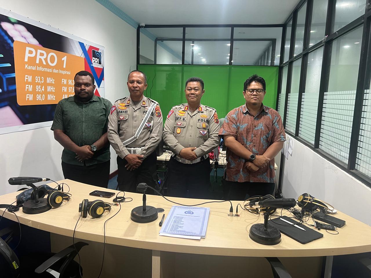 Dialog Interaktif Bahas “Polantas Presisi Hadir Menuju Indonesia Maju” di Stasiun LPP RRI ...