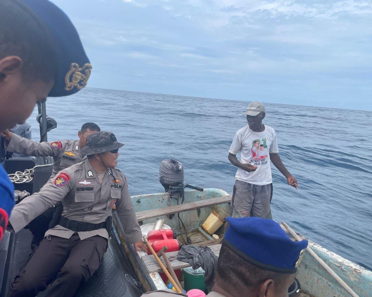 Polairud Polda Papua Lakukan Patroli Perairan - Tribatanews POLDA Papua