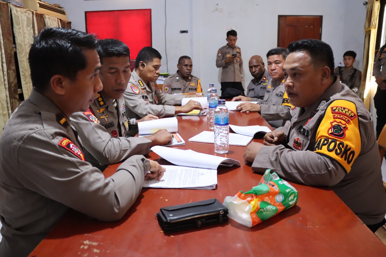 Wakapolres Sarmi Sambut Kunjungan Karo Ops Polda Papua Beserta Rombongan - Tribatanews POLDA Papua