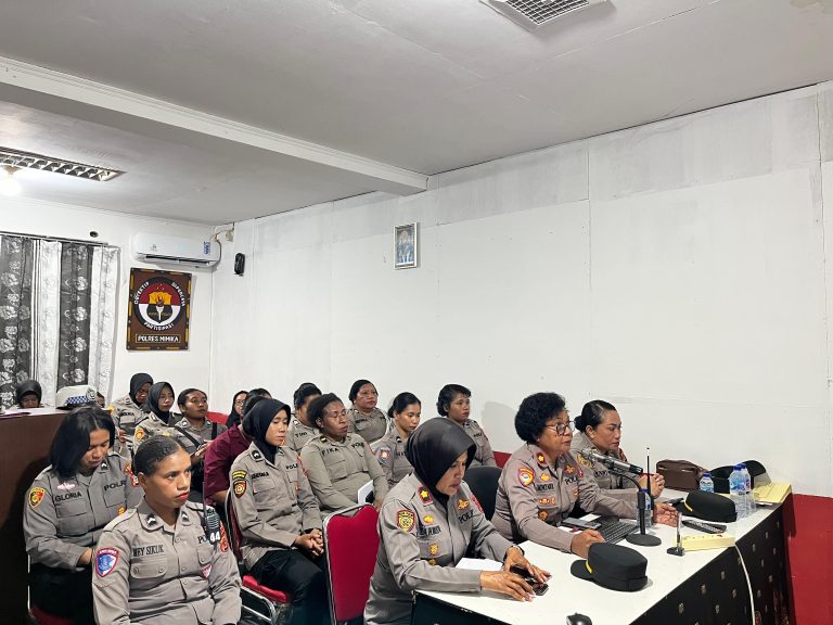 Pelaksanaan Kegiatan Zoom Meeting Dalam Rangka Rencana Pelantikan Ibu Asuh Polwan dan Penunjukan ...