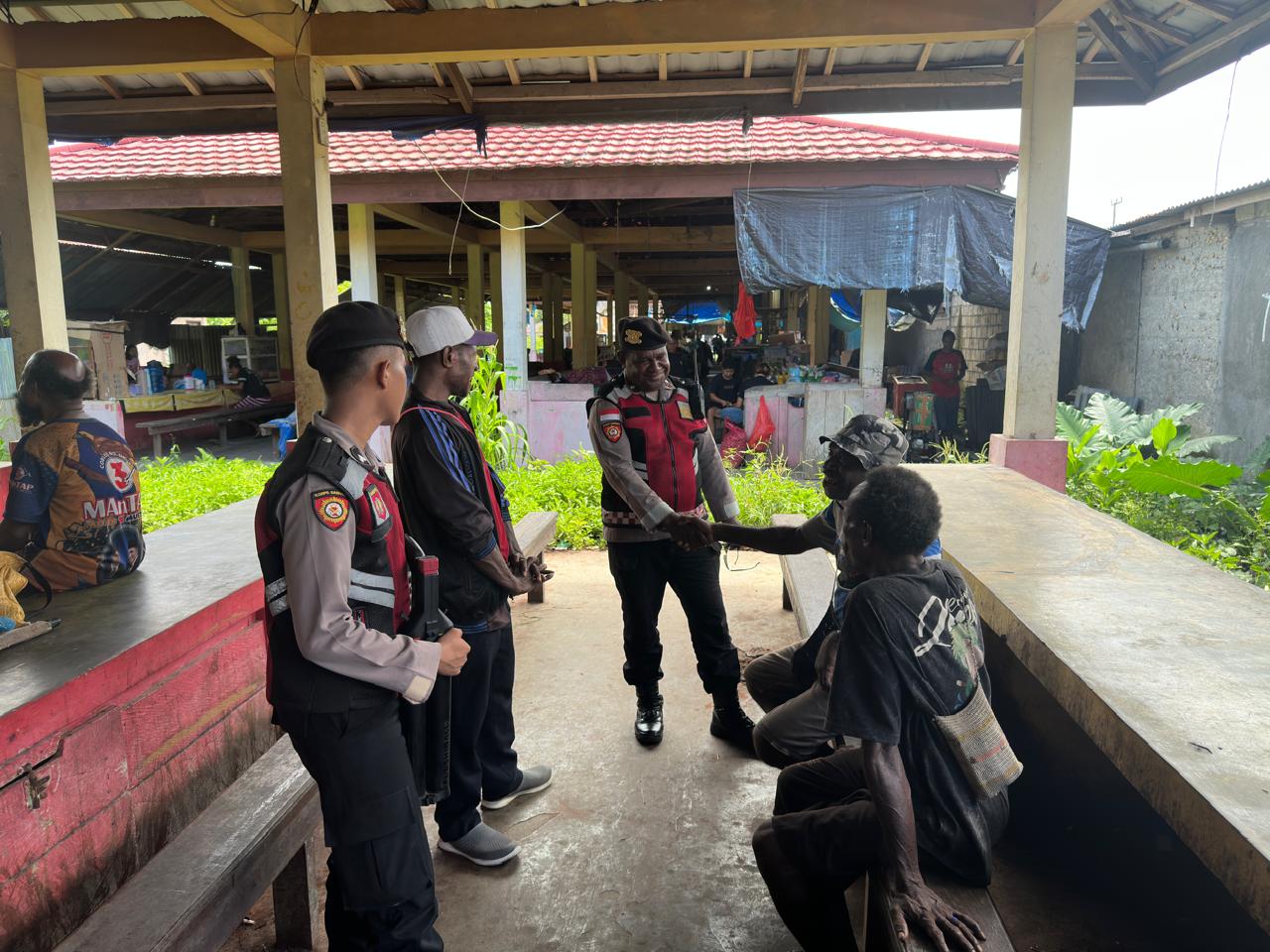 Ciptakan Situasi Kamtibmas Yang Kondusif, Sat Samapta Polres Sarmi Rutin Laksanakan Patroli ...